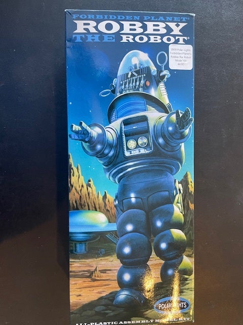 2009 Polar Lights Forbidden Planet's Robbie the Robot Model Kit ...